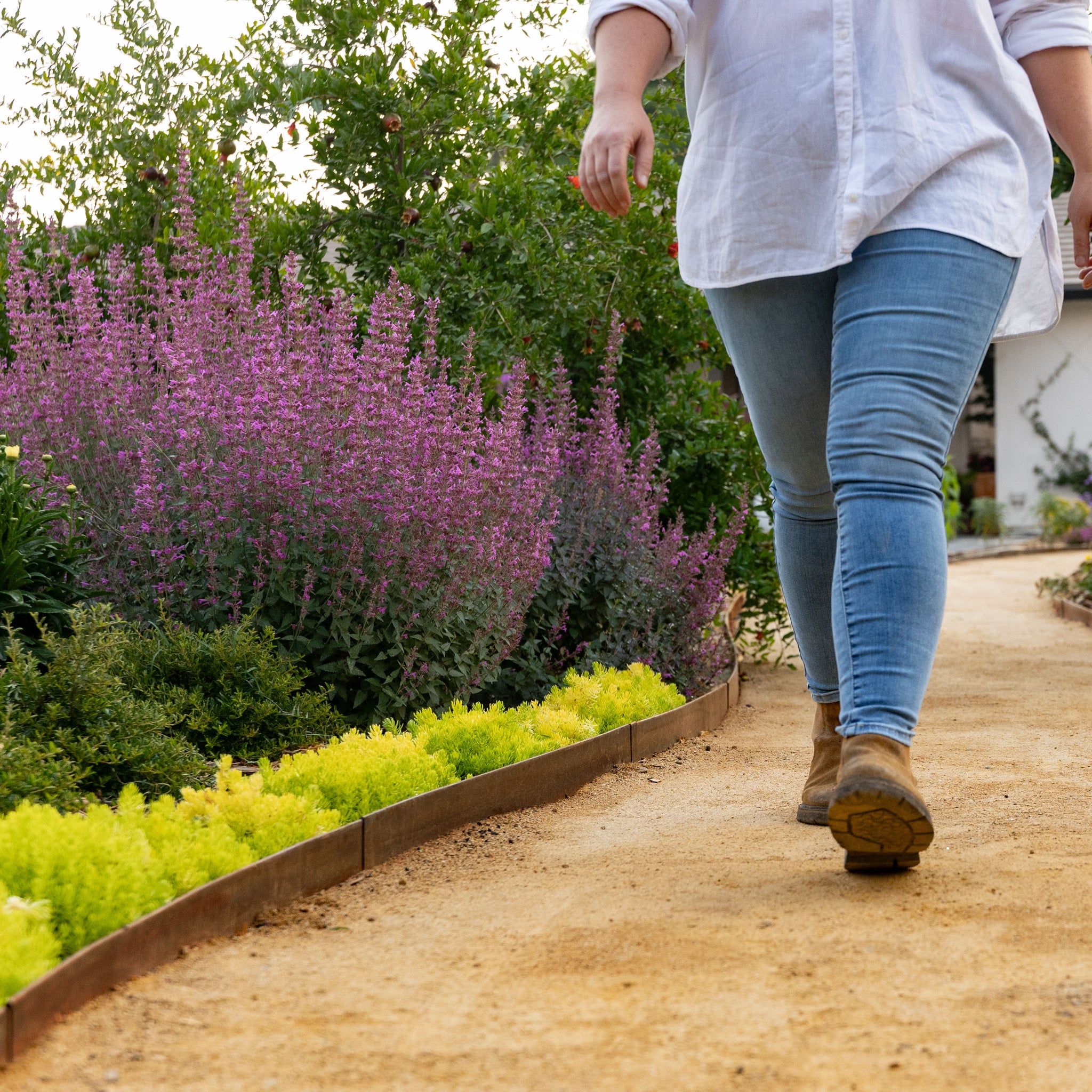 Hammer-In Landscape Edging - Cor-Ten Steel - 4ft Strips - Plus Connect ...