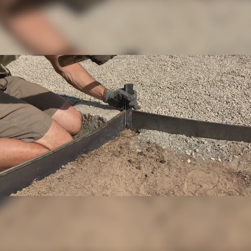 Corner Connector Clip for 6 & 8 inch Edging – Edge Right